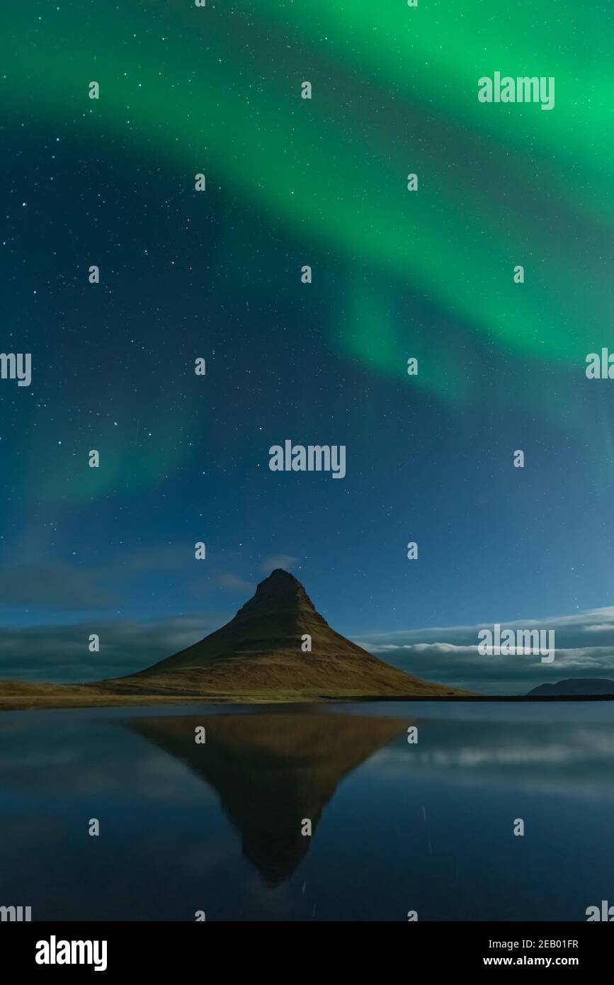 Northern lights in Iceland. Landscape full of kp5 Aurora Borealis ...