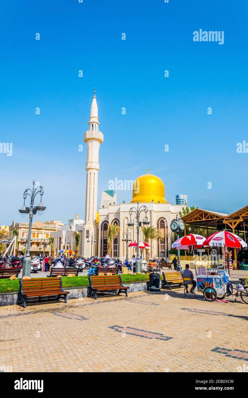 Kuwait city sightseeing hi-res stock photography and images - Alamy
