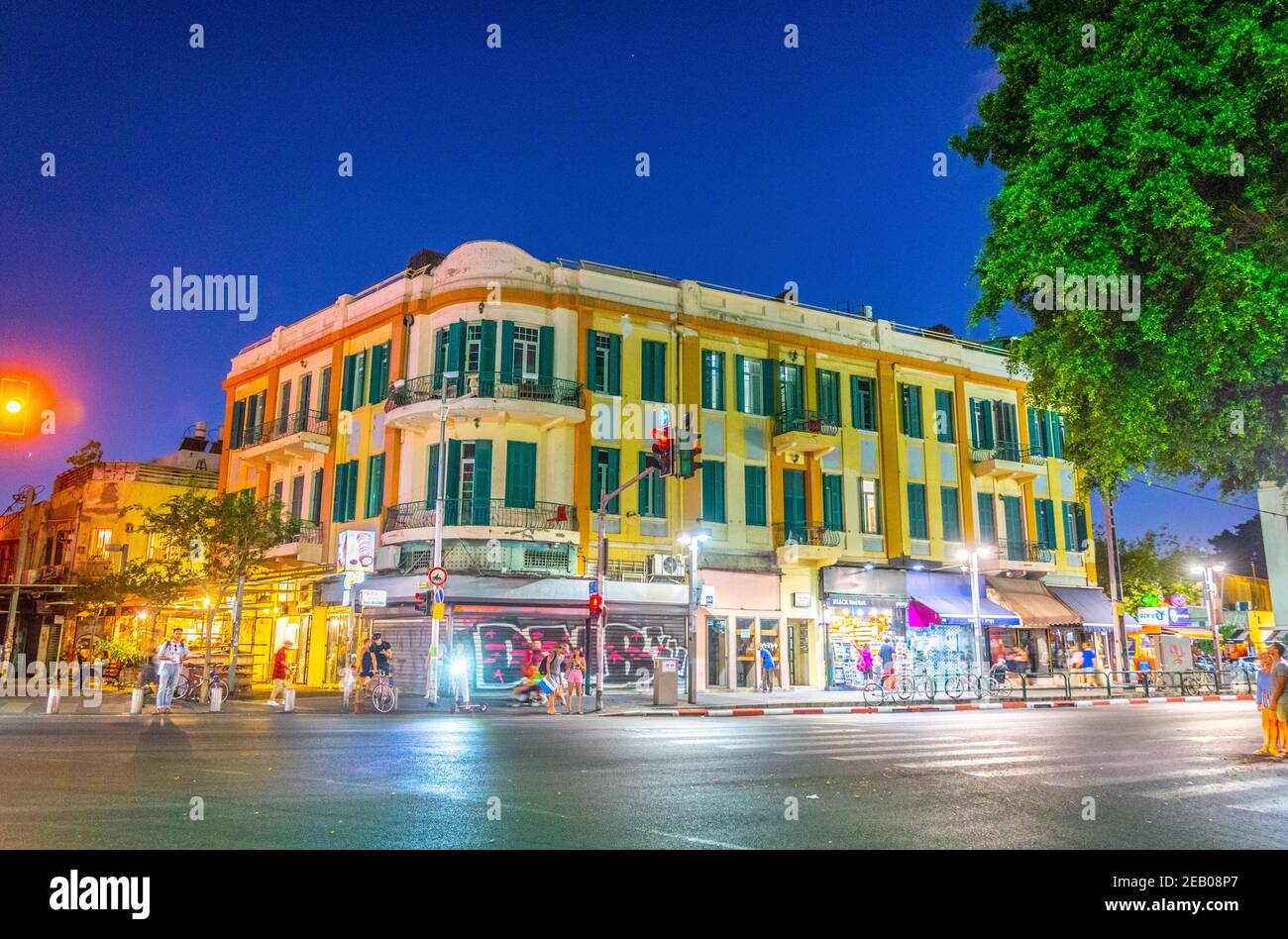 Dizengoff street hi-res stock photography and images - Alamy