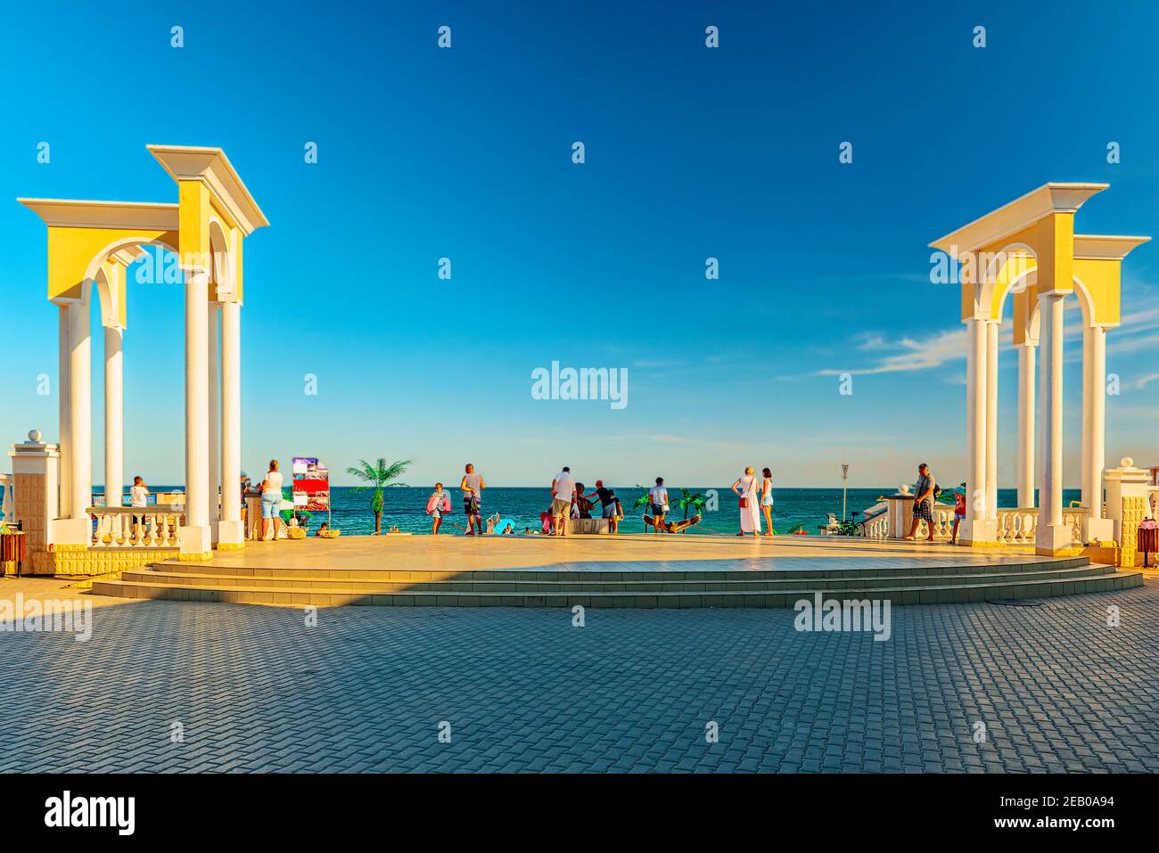 Colonnade entrance to the central beach in Evpatoria Stock Photo - Alamy