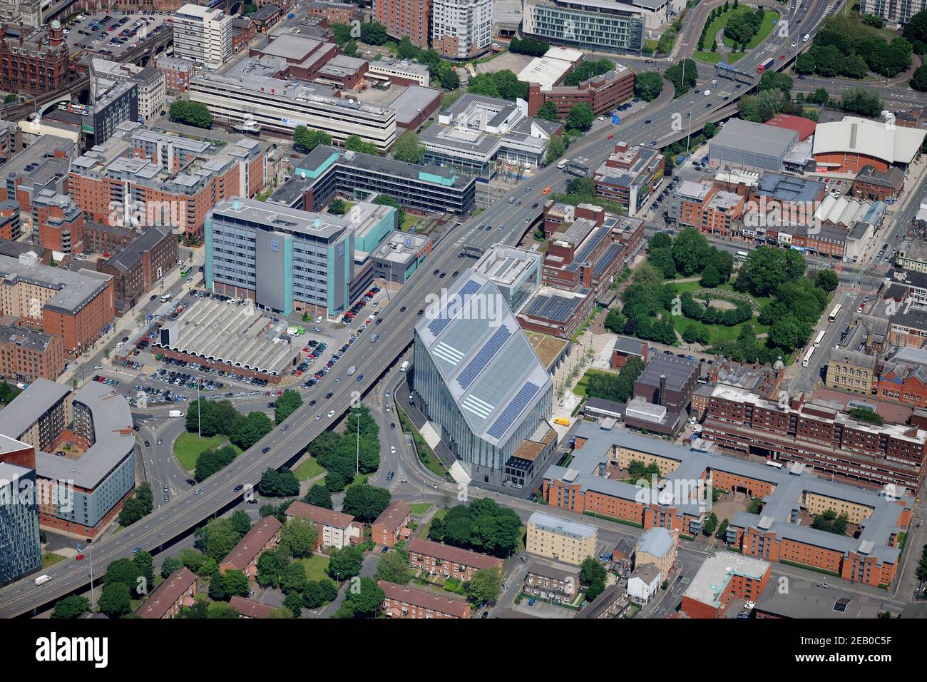 Umist campus of manchester university hi-res stock photography and ...