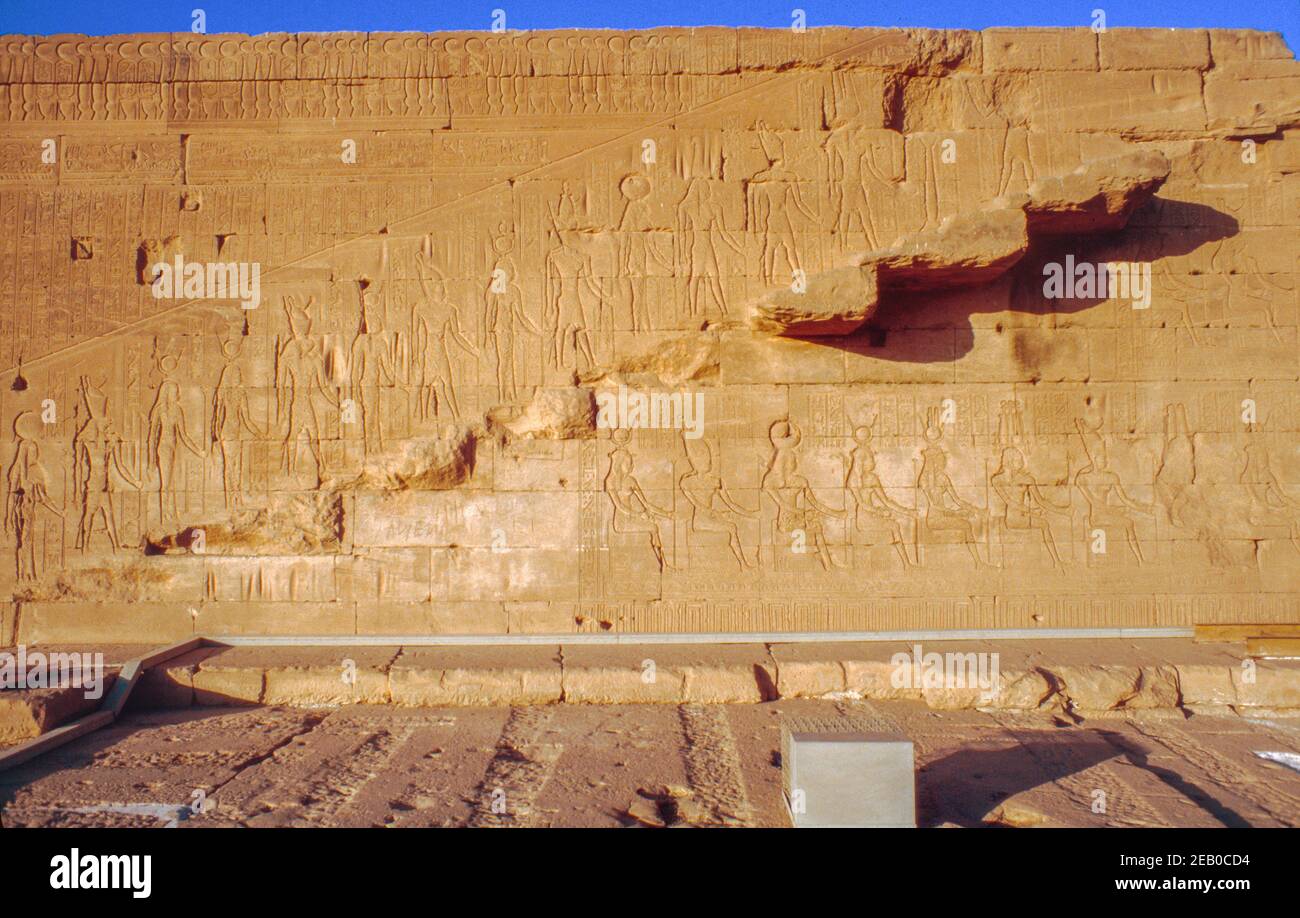 Dendera Temple complex - one of the best-preserved ancient Egyptian ...