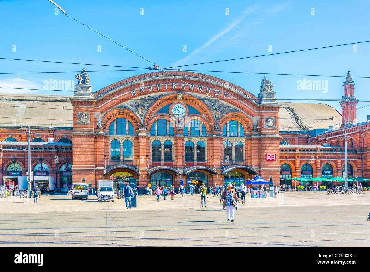 Bremen central station hi-res stock photography and images - Alamy