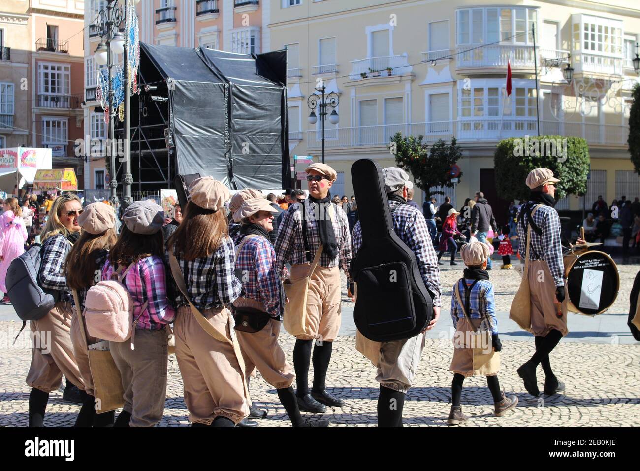 Cadiz Carnival, participants in the annual Cadiz Carnival – Fiestas de ...