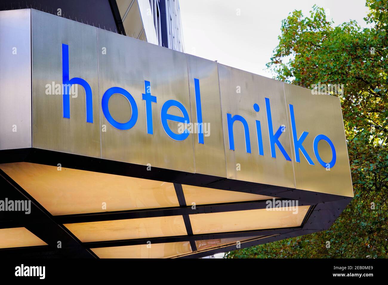 Asian logo hi-res stock photography and images - Alamy