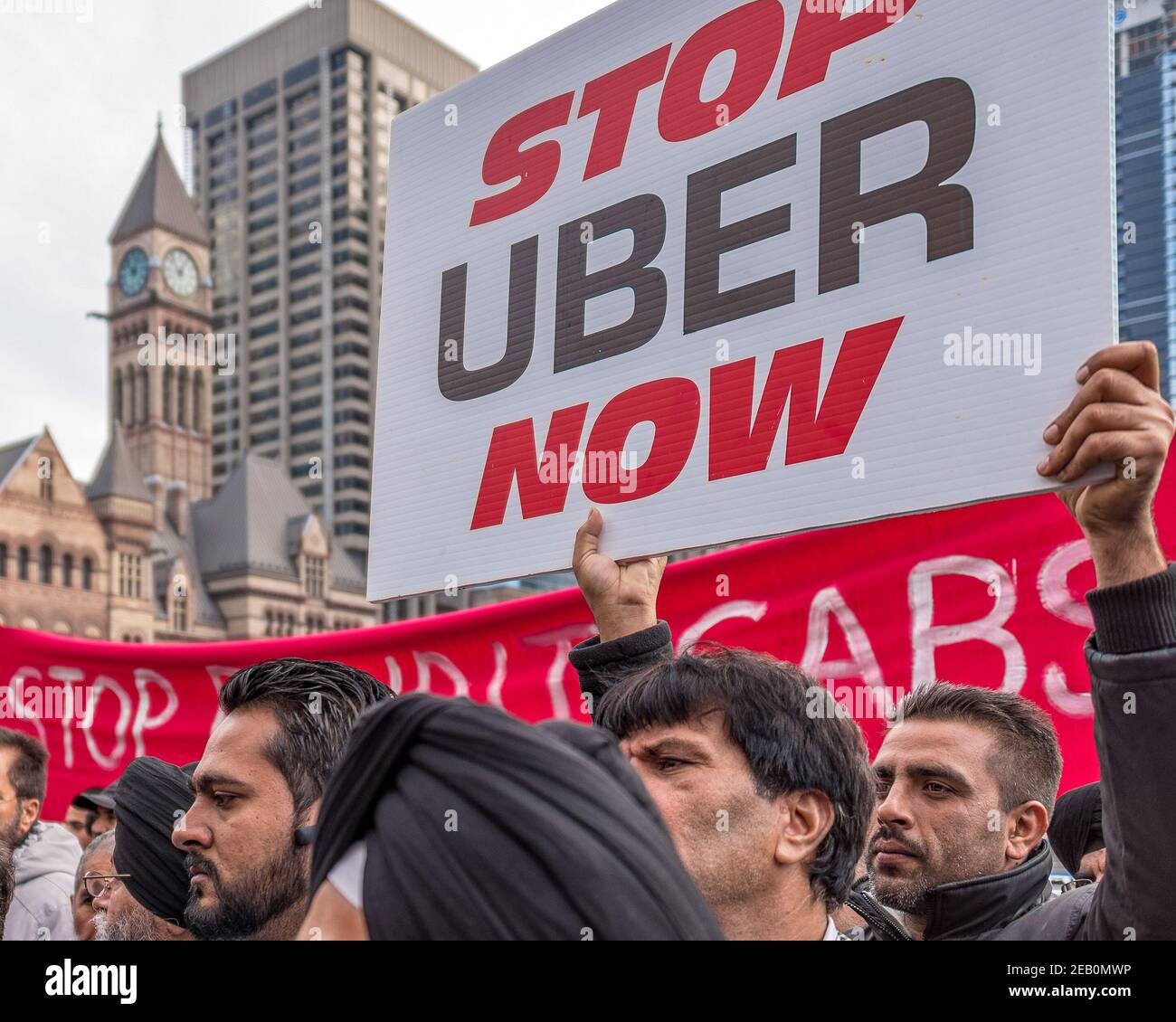 Toronto taxi drivers protest against Uber and the city lack of bylaws ...