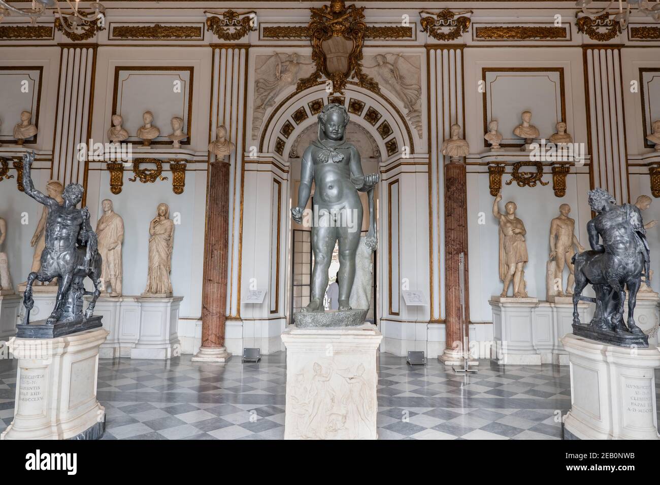 Roman statues museums hi-res stock photography and images - Alamy