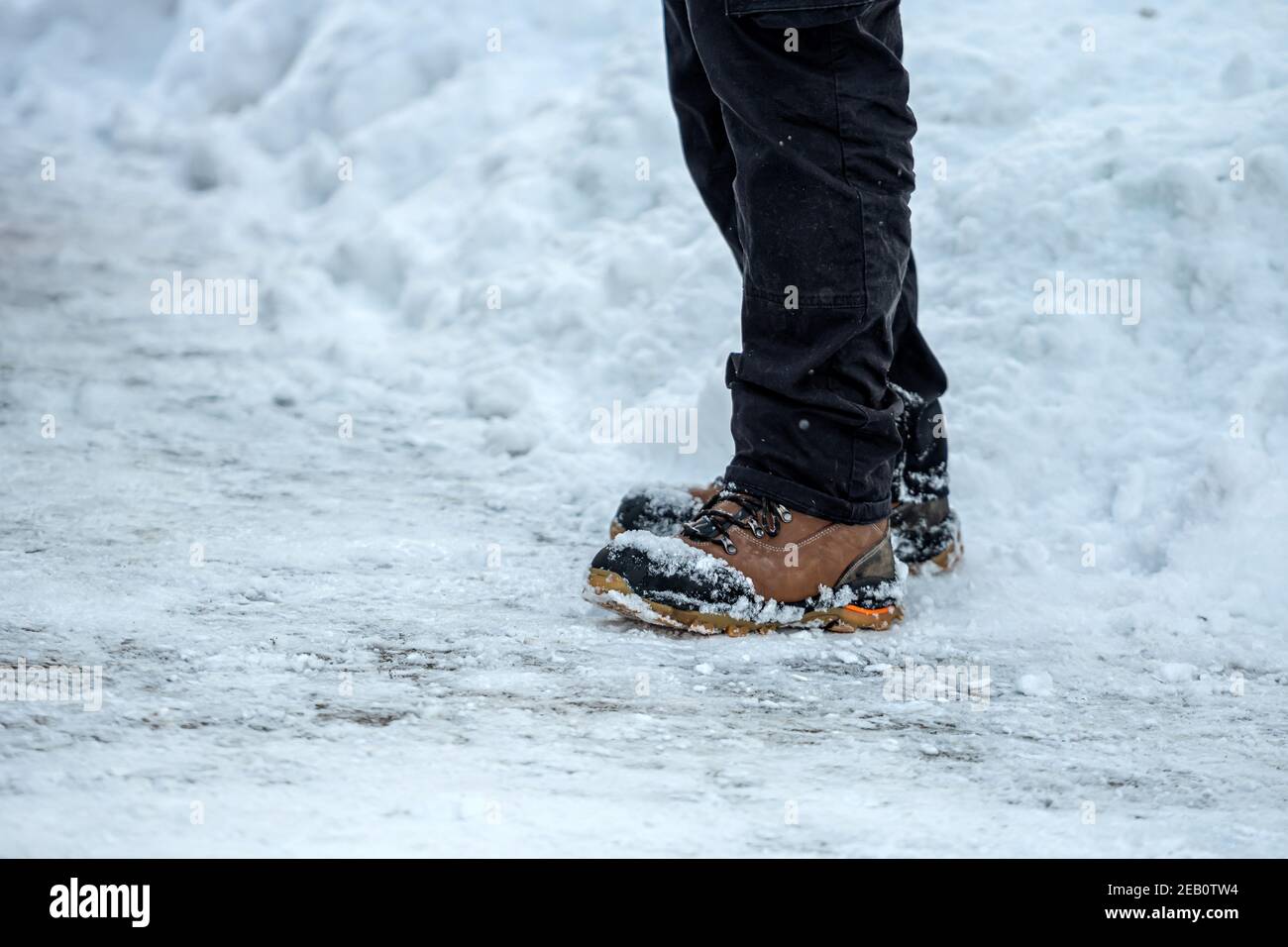 One foot of snow hi-res stock photography and images - Alamy