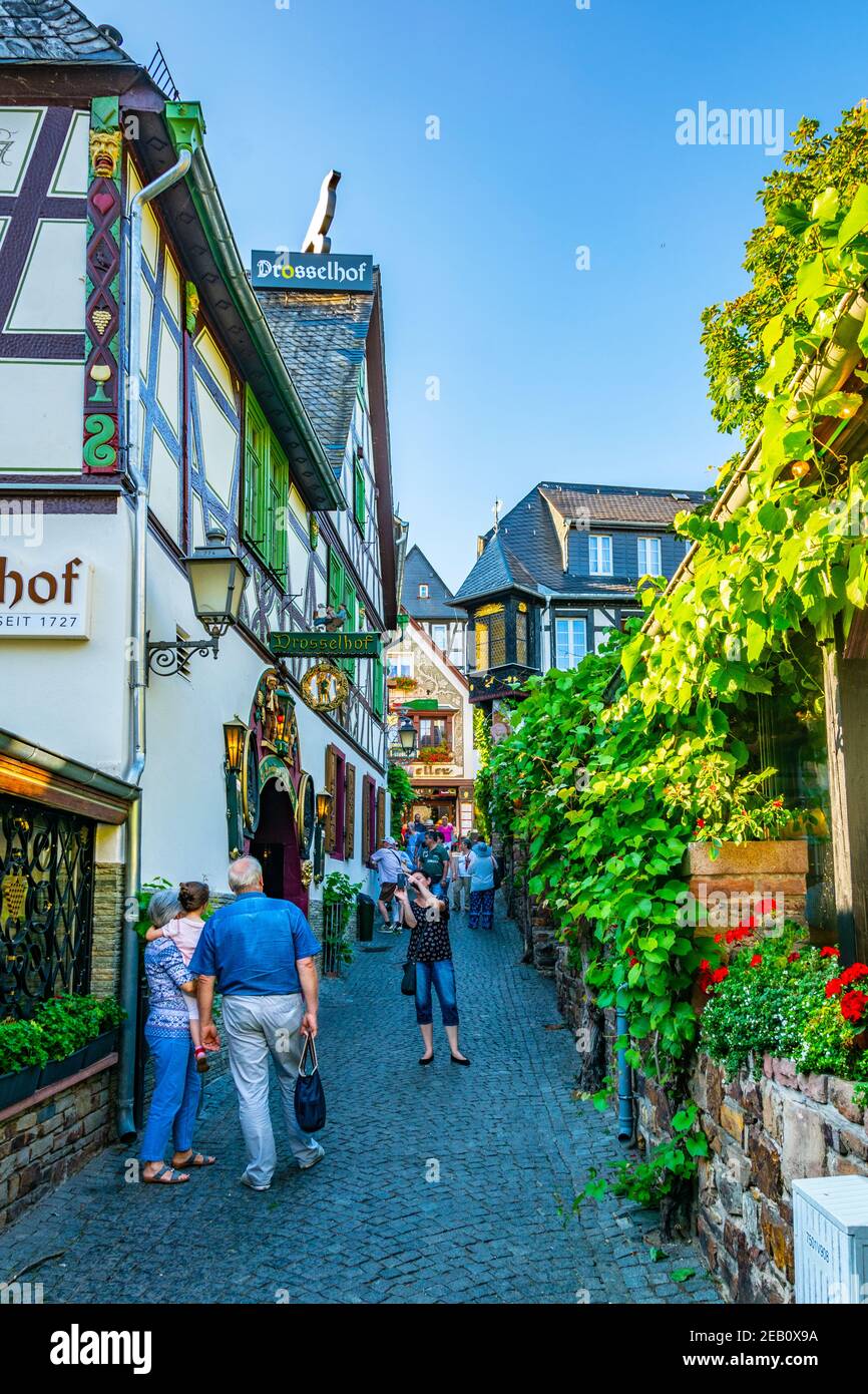 Old House In Rudesheim Germany High Resolution Stock Photography and ...