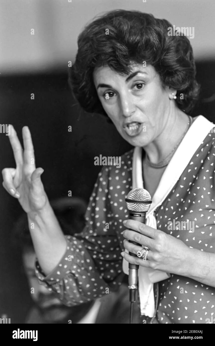 Edwina currie mp hi-res stock photography and images - Alamy