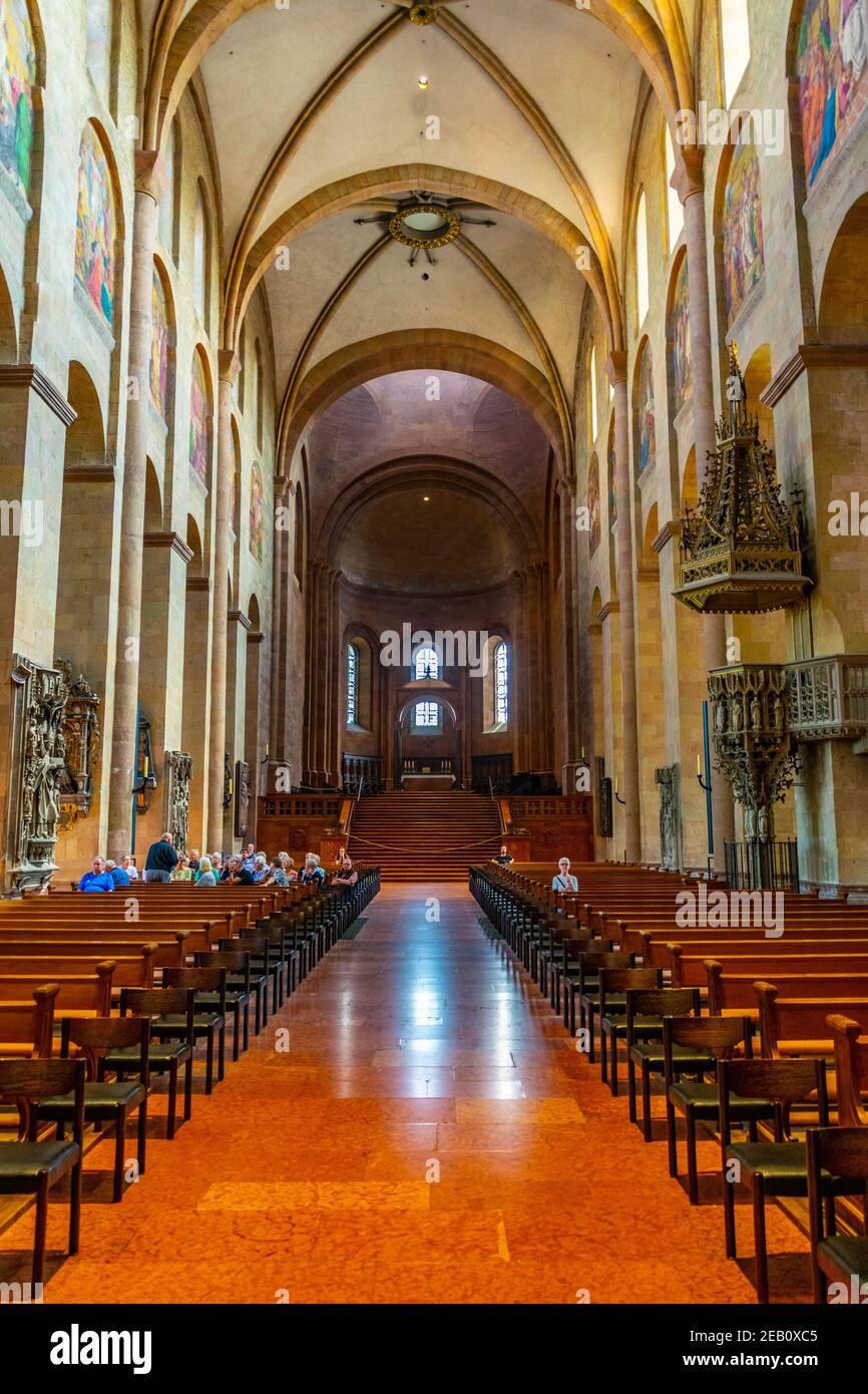 MAINZ, GERMANY, AUGUST 17, 2018: Interior of the Mainz cathedral in ...