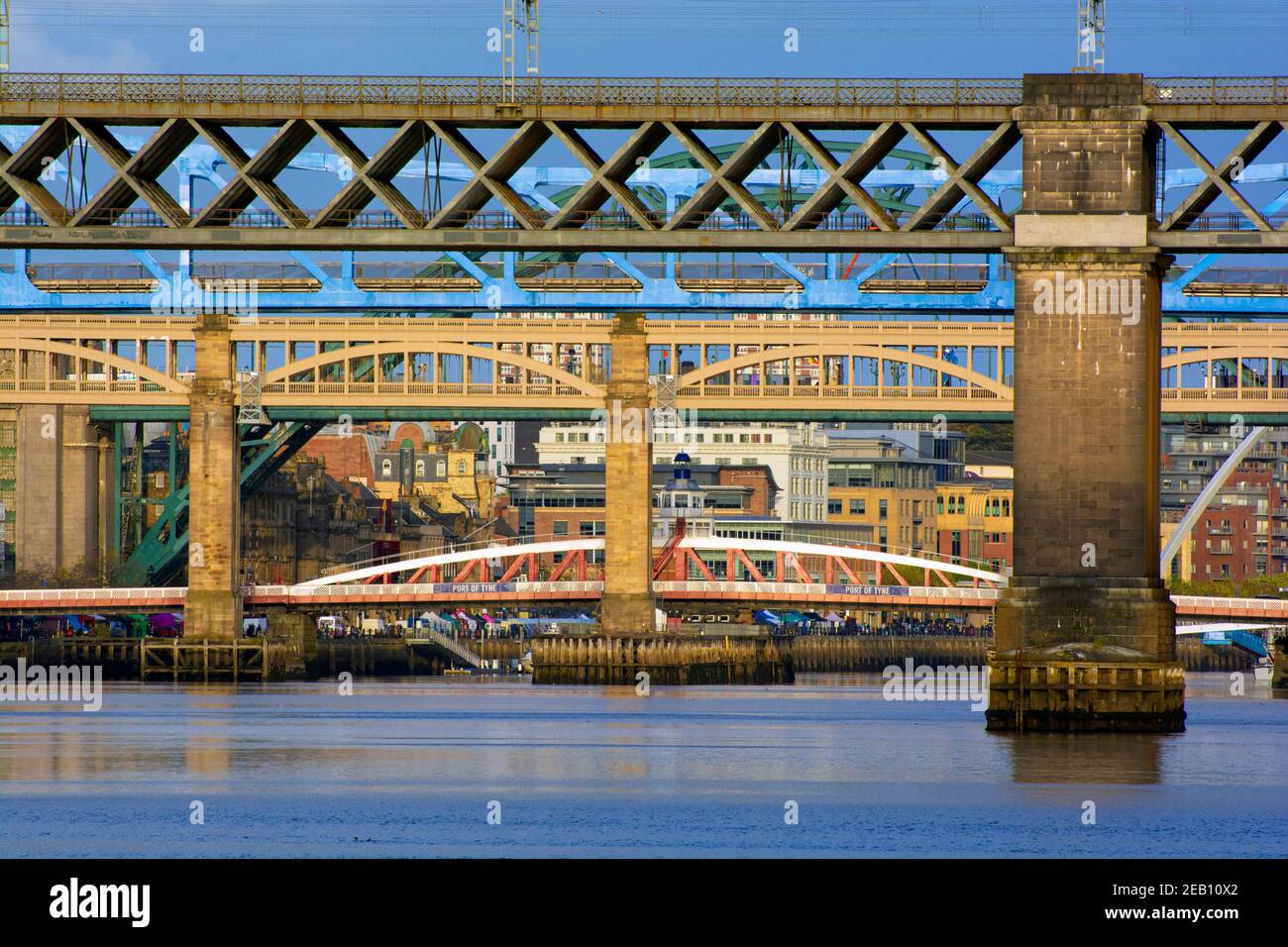 Newcastle metro train bridge hi-res stock photography and images - Alamy