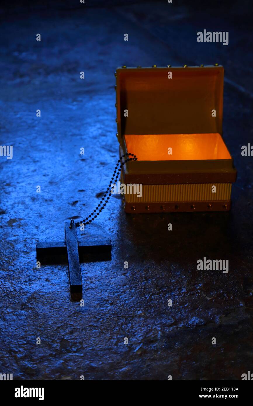 Religious treasure hi-res stock photography and images - Alamy