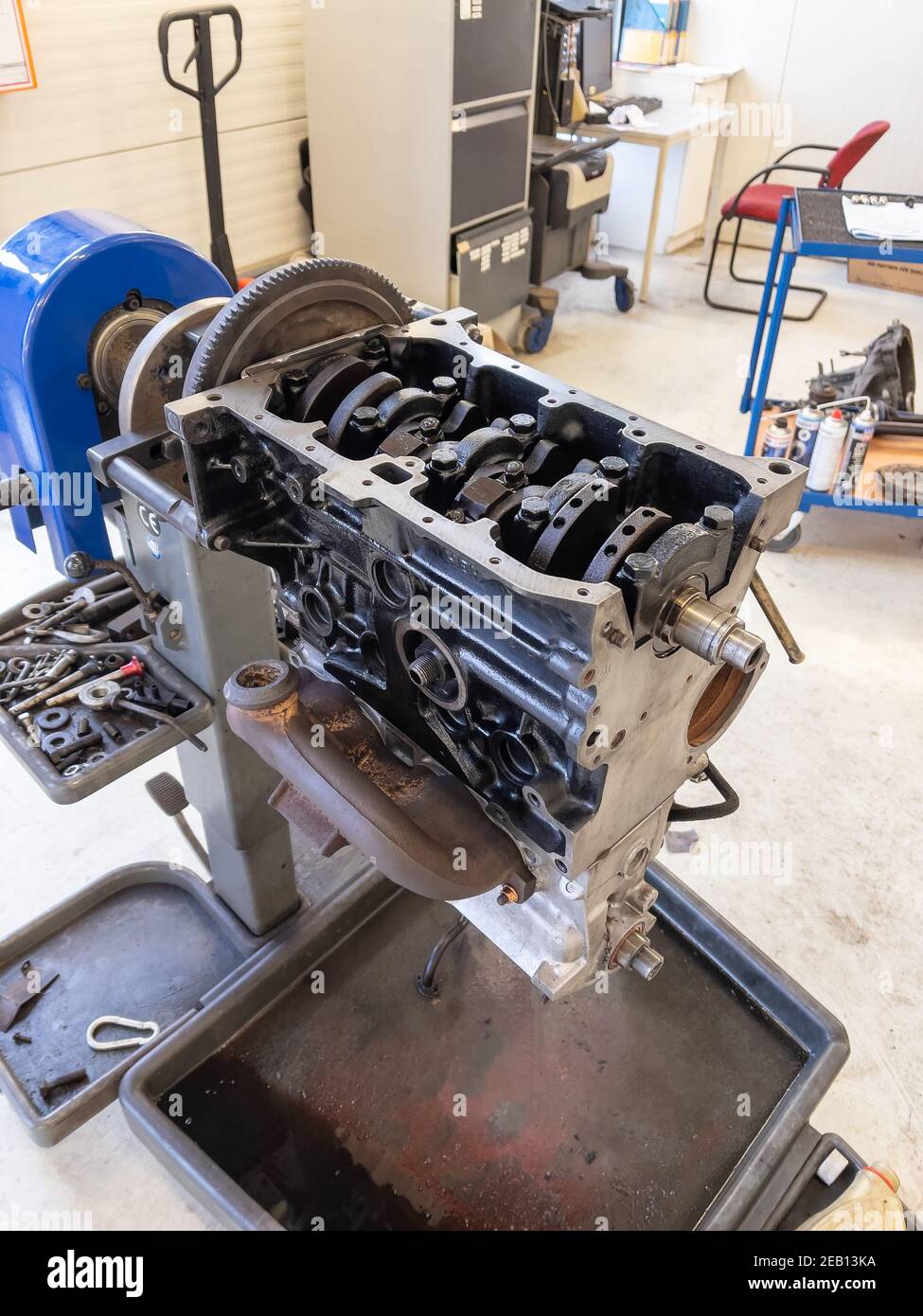 Aluminium alloy engine block hi-res stock photography and images - Alamy