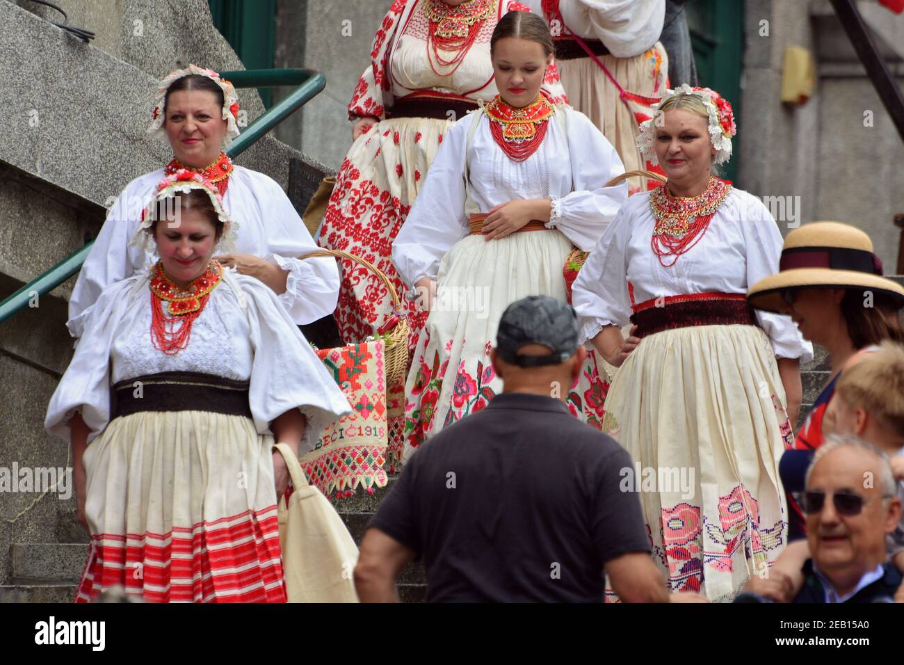 Croatian woman traditional dress hi-res stock photography and images ...