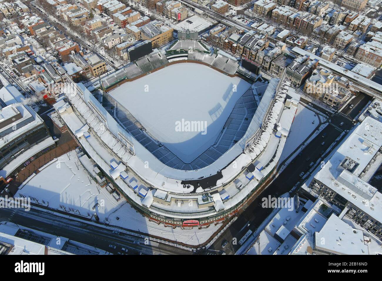Wrigley field baseball stadium aerial hi-res stock photography and ...