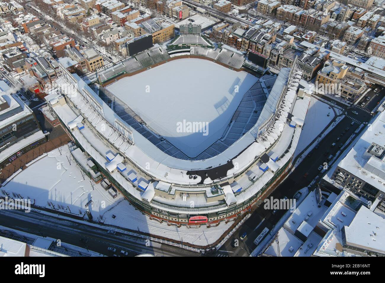 Chicago wrigley field aerial hi-res stock photography and images - Alamy