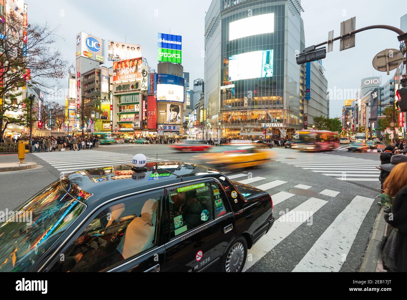 Tokyo, Japan - Janury 17, 2016: One of the most famous crossings in ...