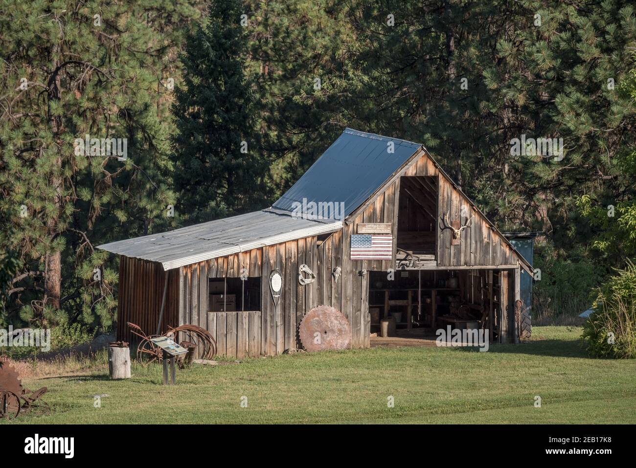 Historic barn, Campbell's Ferry Ranch, Idaho Stock Photo - Alamy