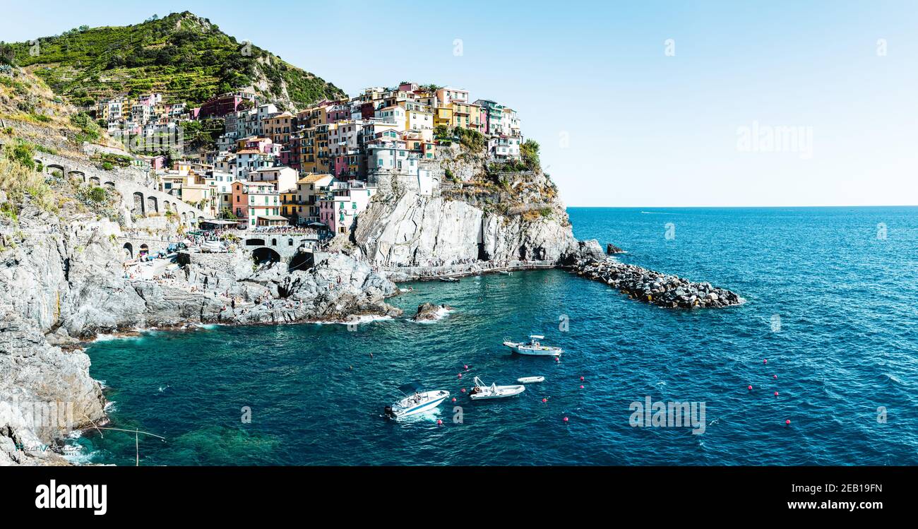 Cinque terre boat trip hi-res stock photography and images - Alamy