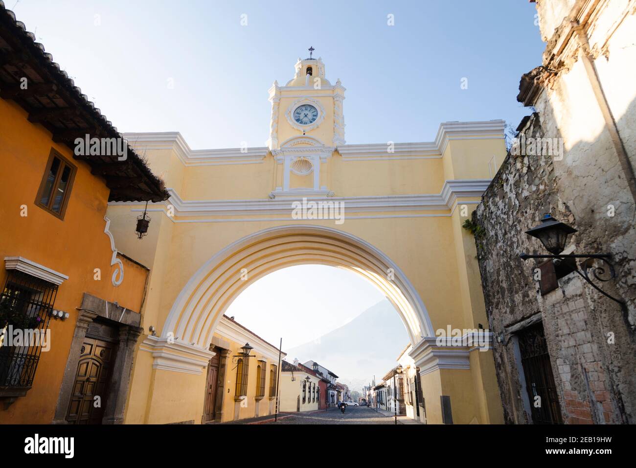 Guatemala antigua arch clock hi-res stock photography and images - Alamy