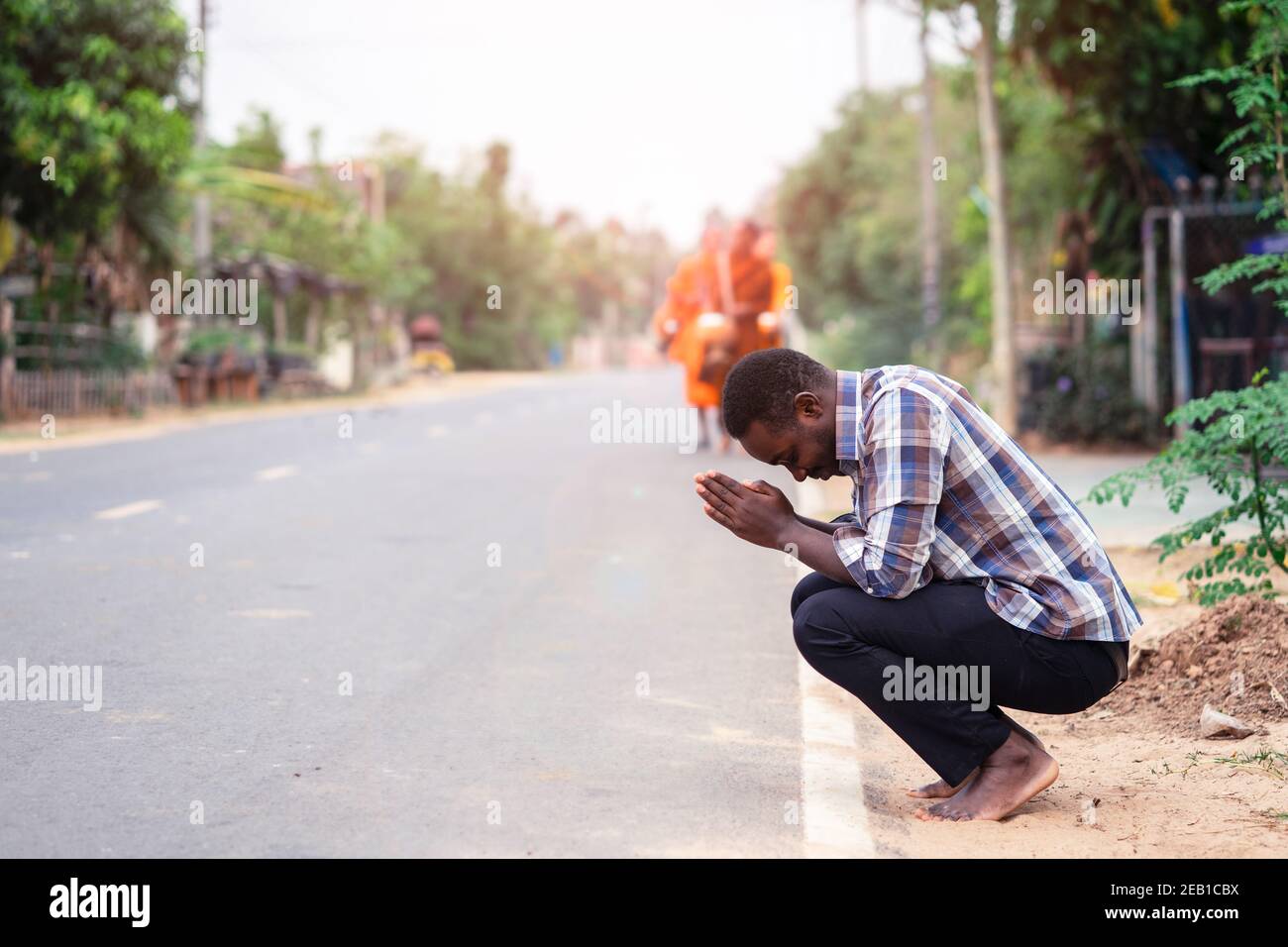 Pay homage to buddha hi-res stock photography and images - Alamy