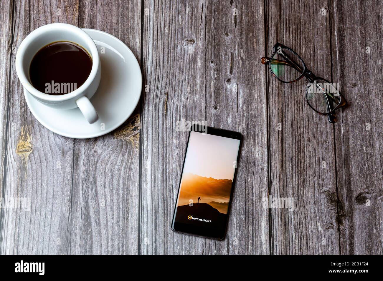 Norton life lock hi-res stock photography and images - Alamy