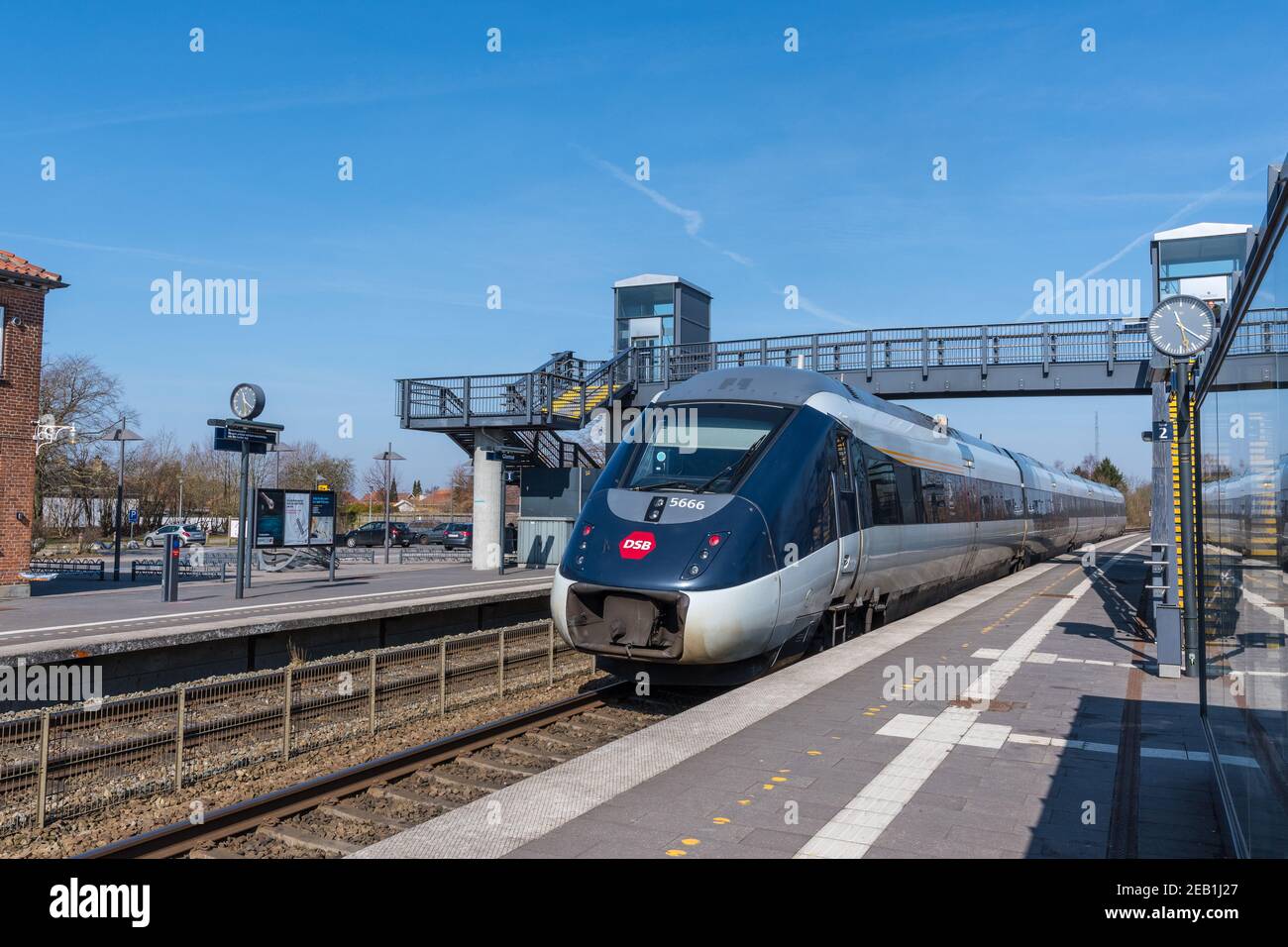 Dsb train platform hi-res stock photography and images - Alamy