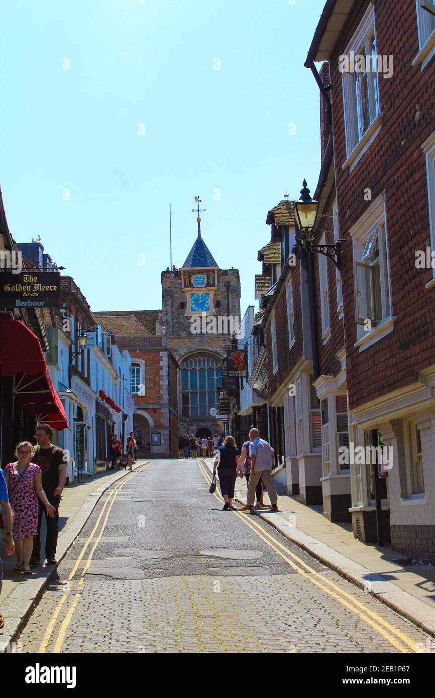 England rye cobbled road medieval hi-res stock photography and images ...