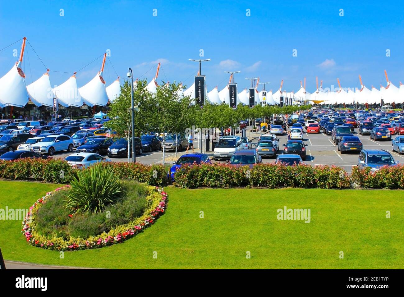 Ashford designer outlet hi-res stock photography and images - Alamy
