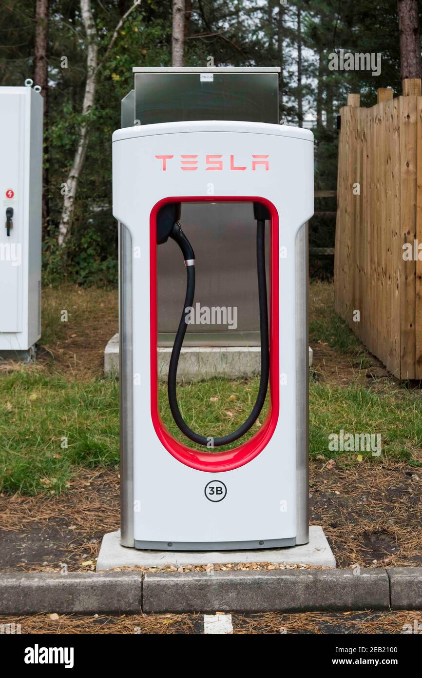 M3 service station hi-res stock photography and images - Alamy