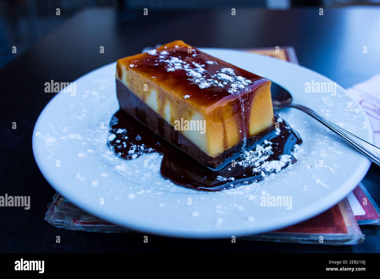 Cake creations hi-res stock photography and images - Alamy