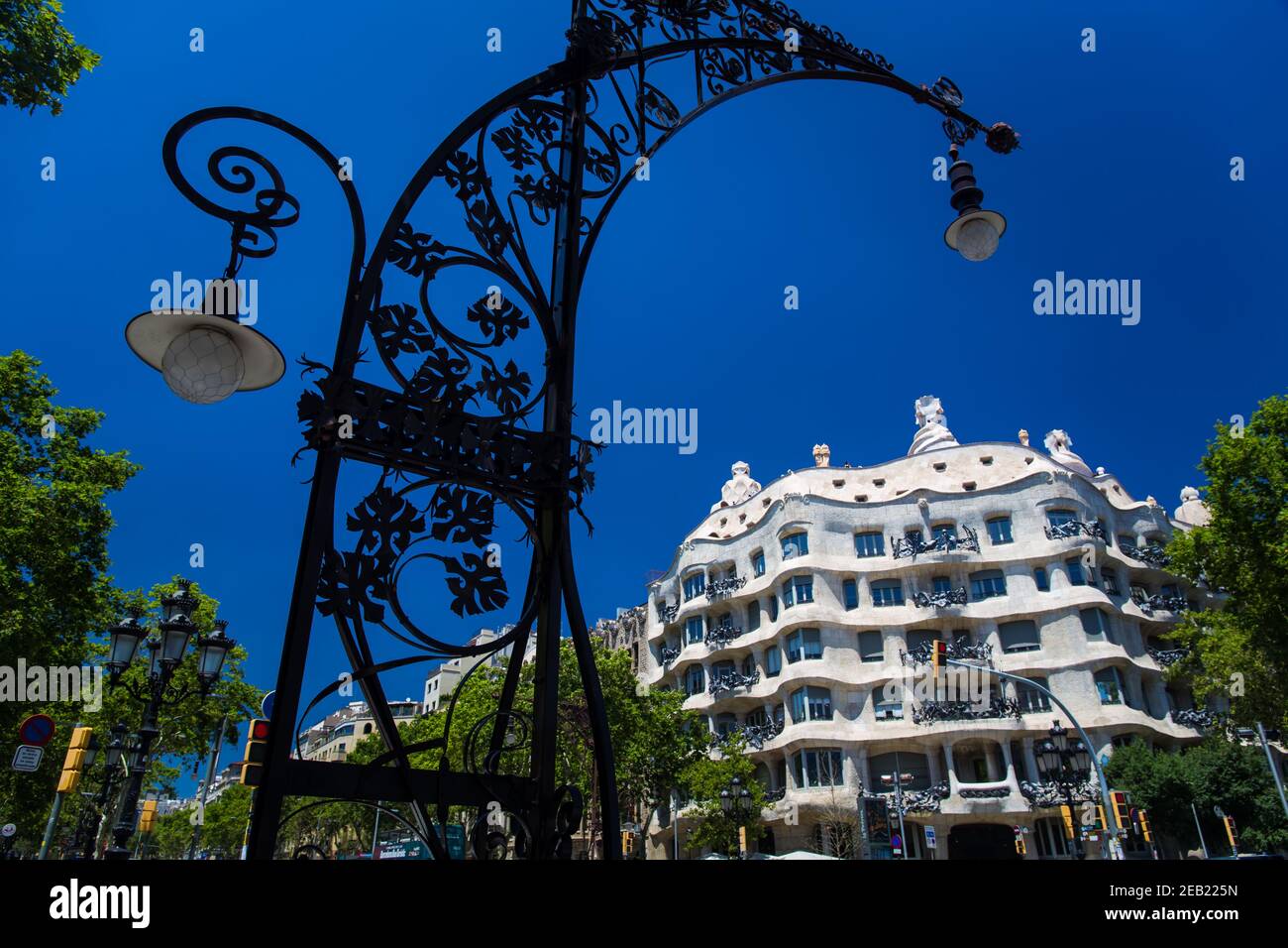 Architecture with grillework hi-res stock photography and images - Alamy