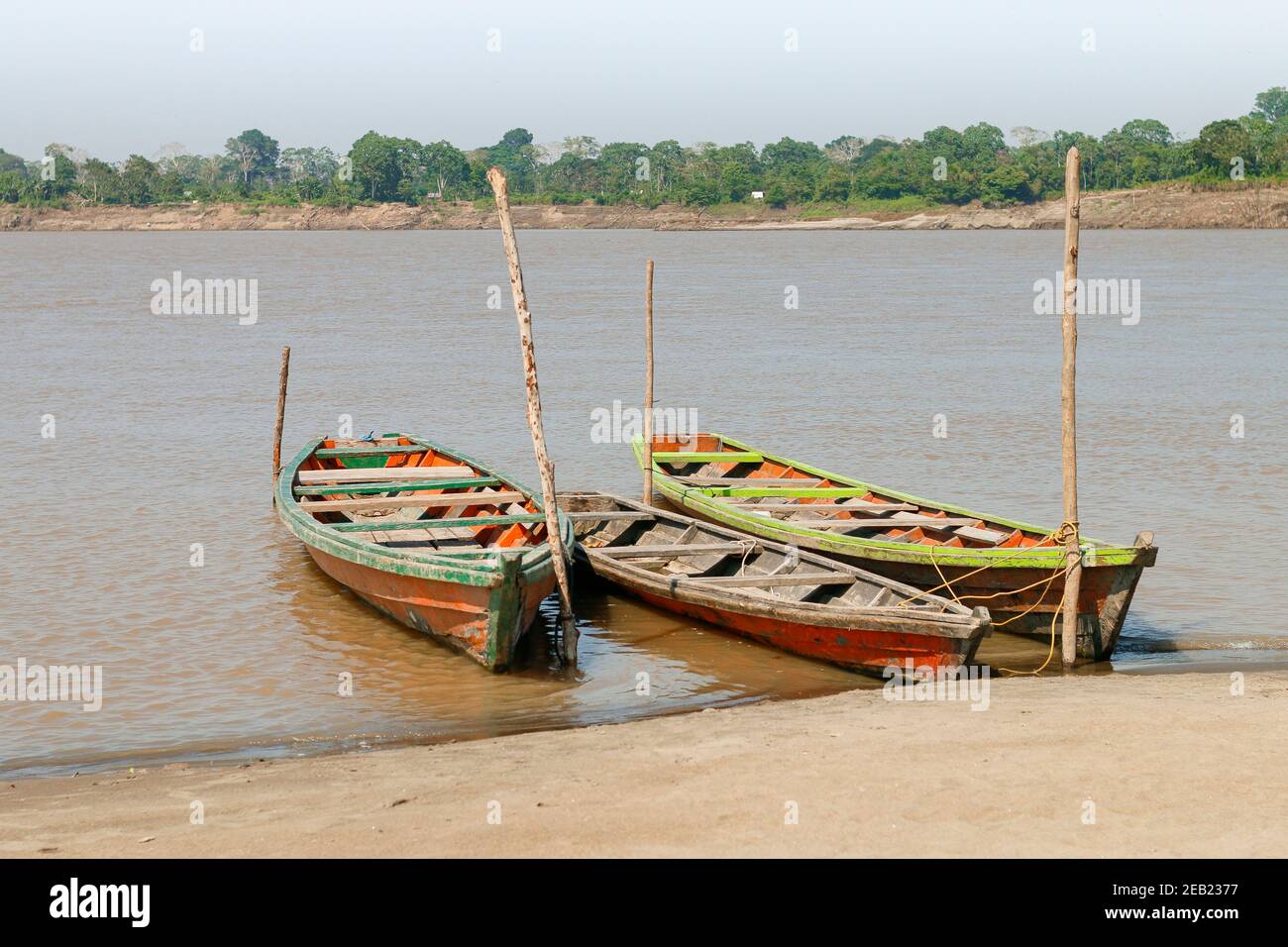 Amazon river boat native hi-res stock photography and images - Alamy