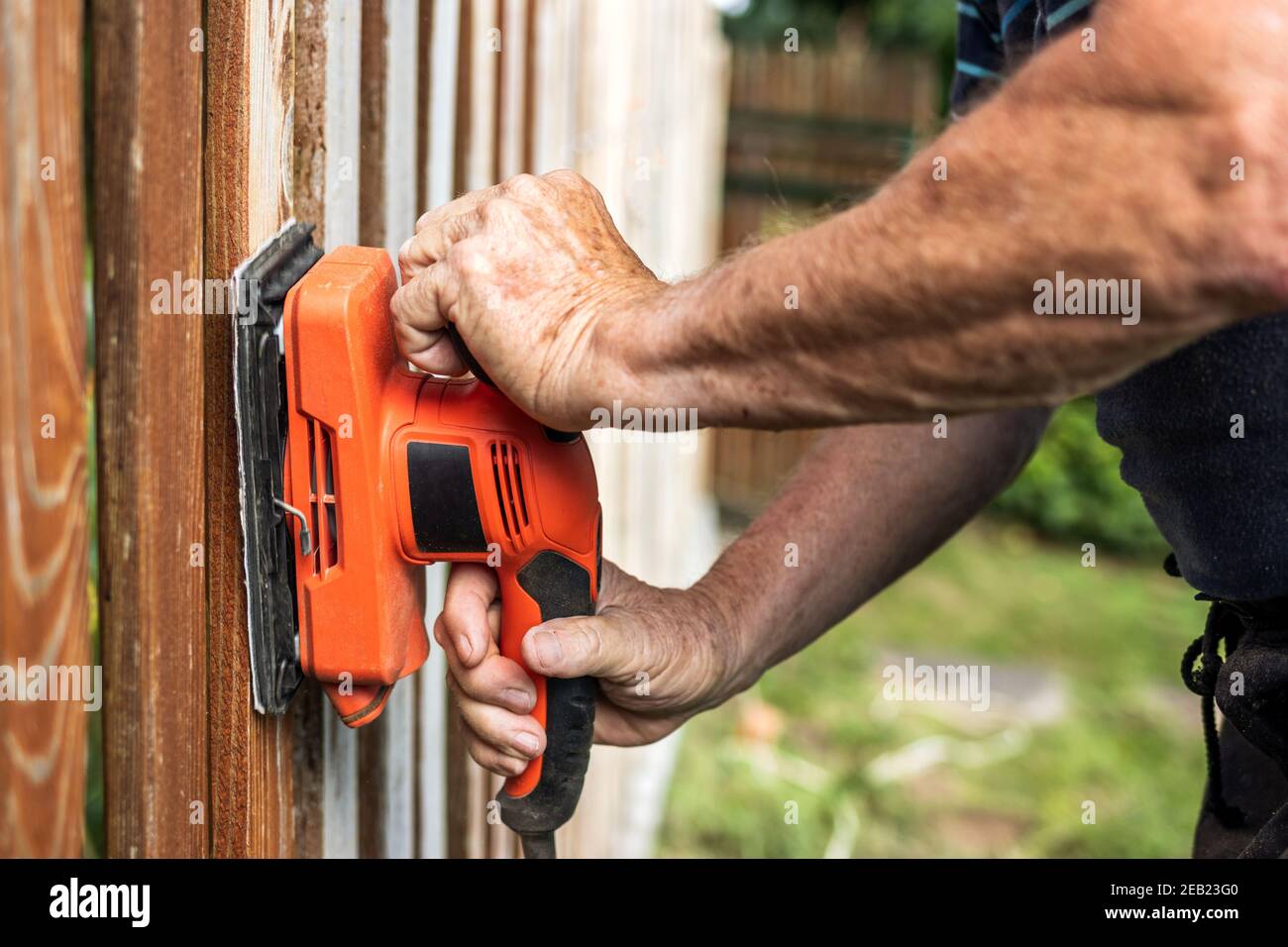 Hand sanding wood hi-res stock photography and images - Alamy