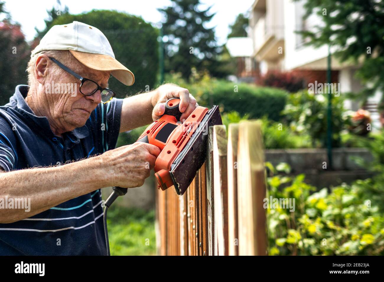 Repairing fence garden hi-res stock photography and images - Alamy