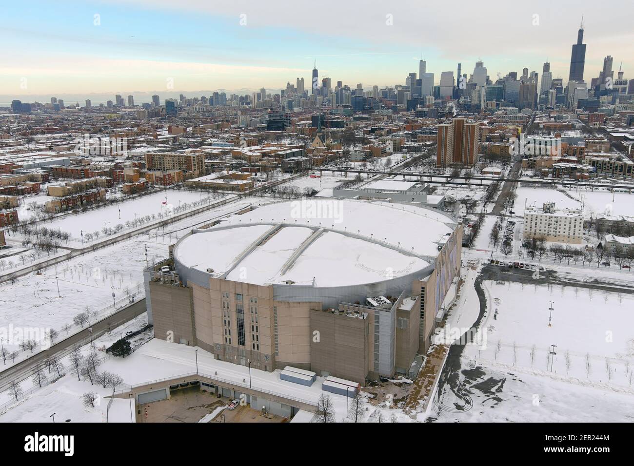 United center chicago hi-res stock photography and images - Alamy