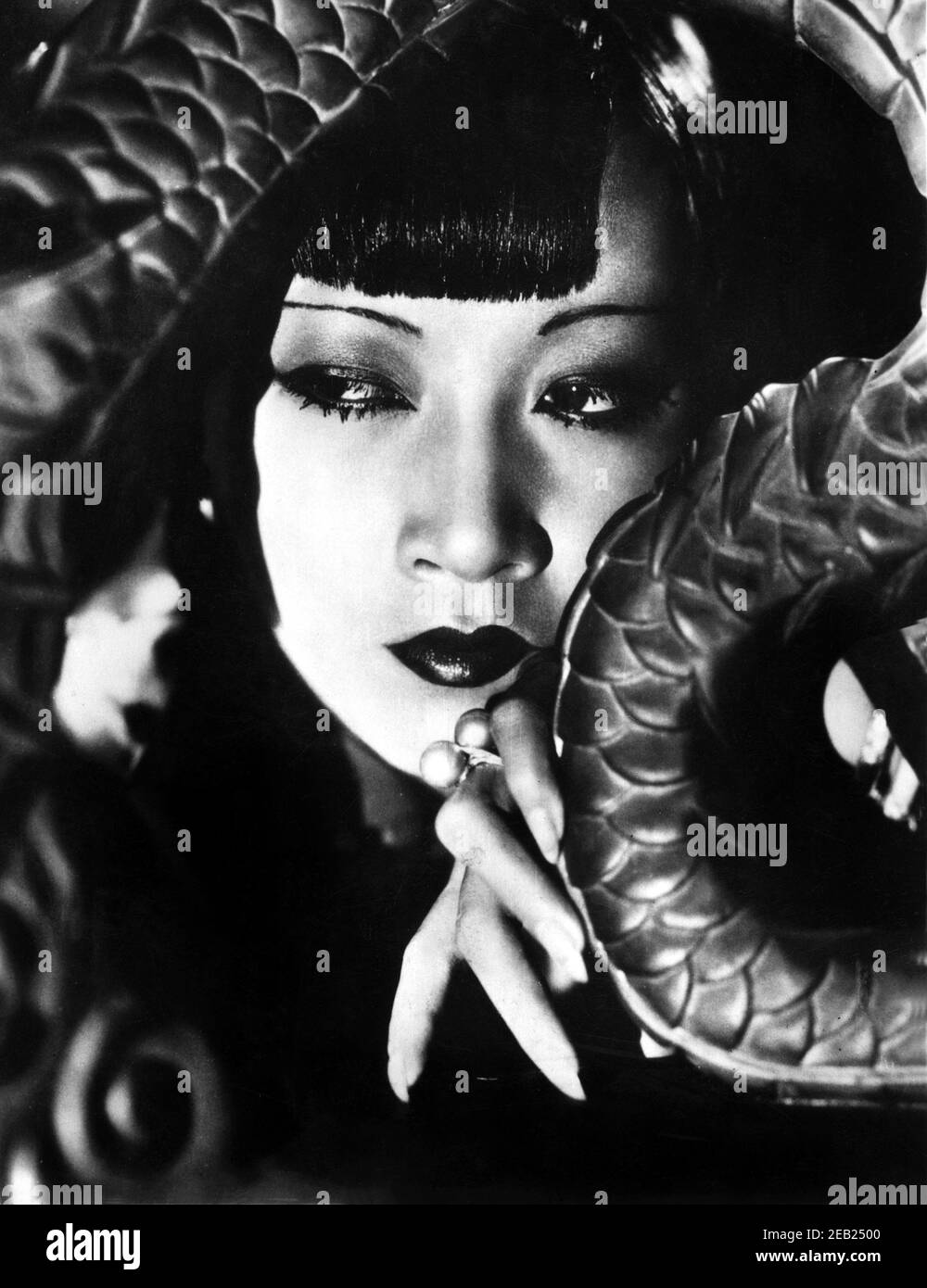 Anna May Wong Dragon