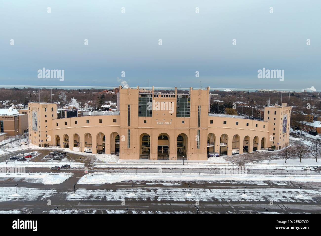 Northwestern university aerial hi-res stock photography and images - Alamy