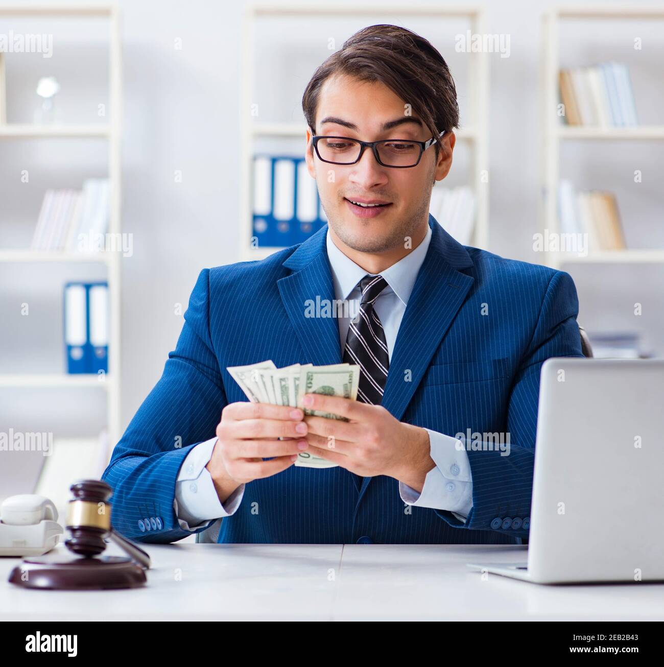 Lawyer receiving money as bribe hi-res stock photography and images - Alamy