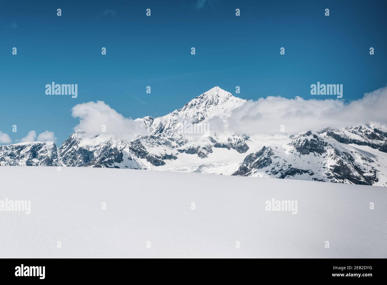 Landscape Scenery View Mountain Snowcapped of Swiss Alps, Mountains ...