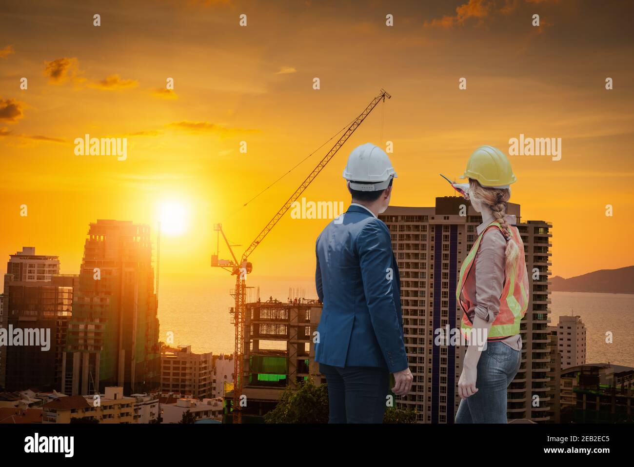 Engineering inspector hi-res stock photography and images - Alamy