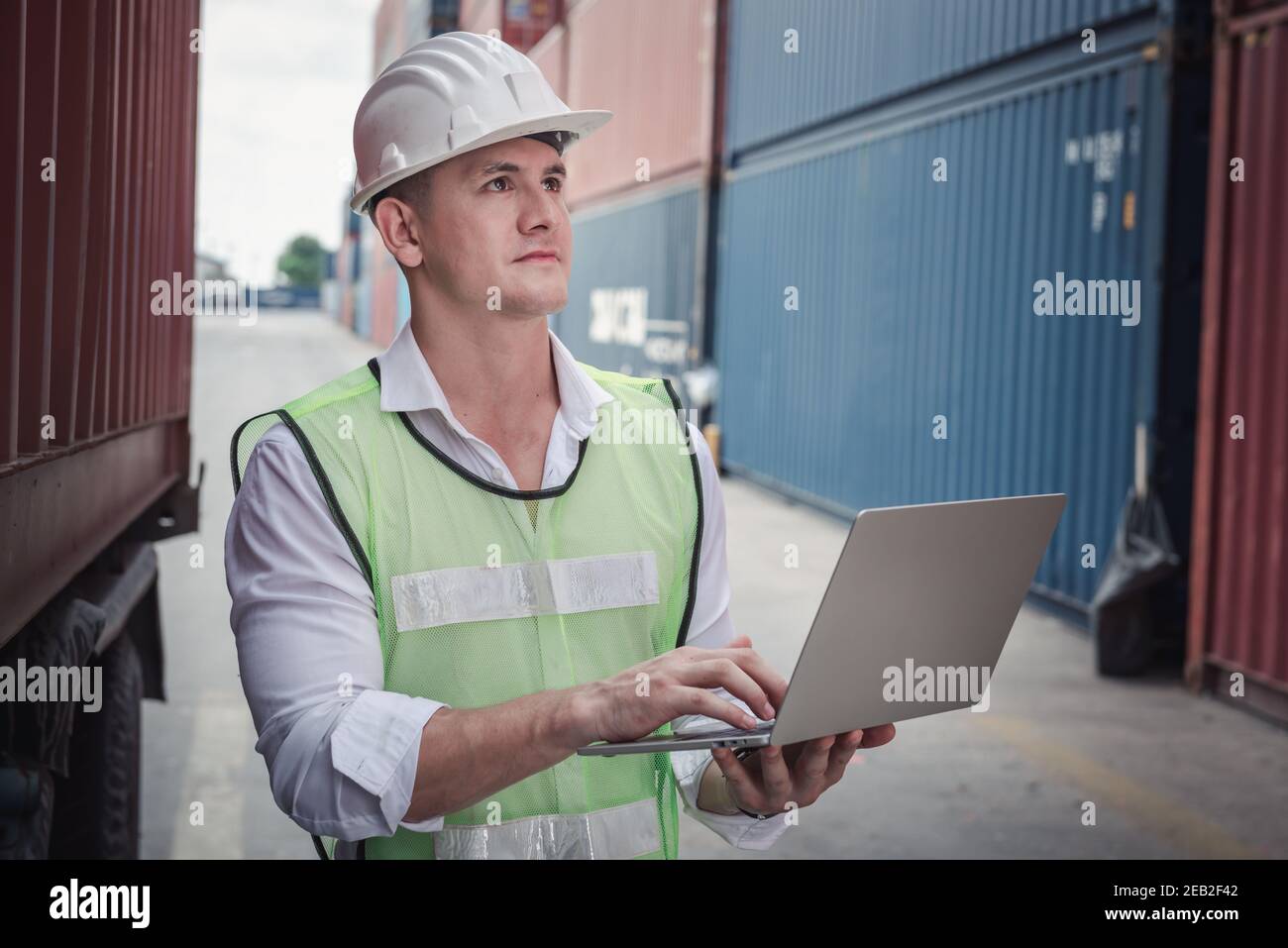 Container Supervisor Control Import/Export While Inspecting Containers ...