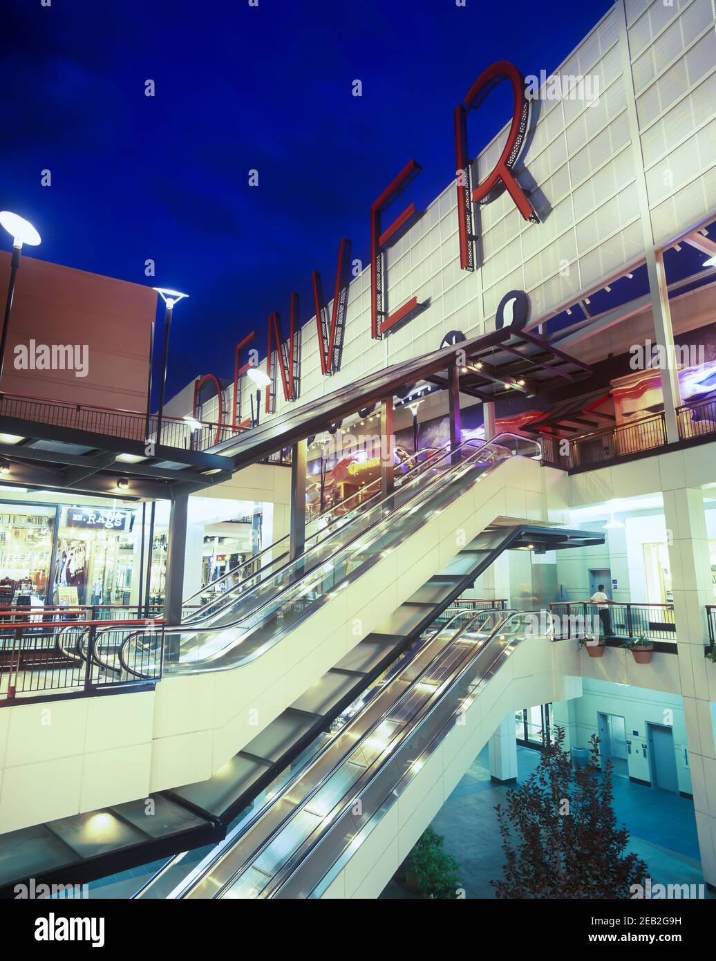 1999 HISTORICAL DENVER PAVILIONS SHOPPING MALL SIXTEENTH STREET ...
