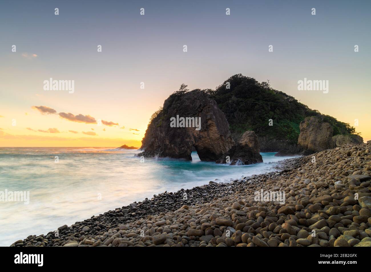 Long exposure shot of sea stacks by the beach in Izu Peninsula ...