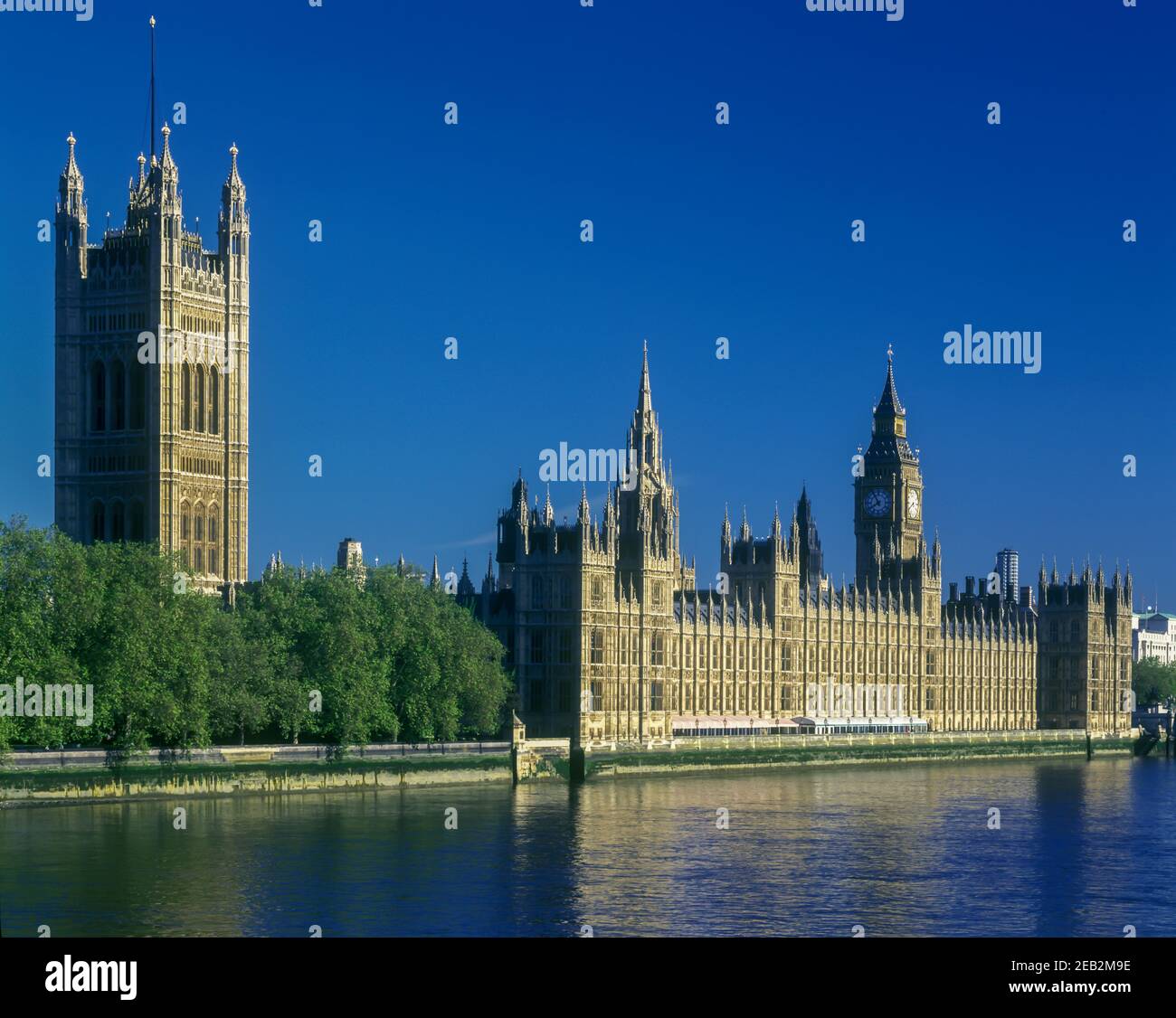 2000 HISTORICAL HOUSES OF PARLIAMENT RIVER THAMES LONDON ENGLAND UK ...