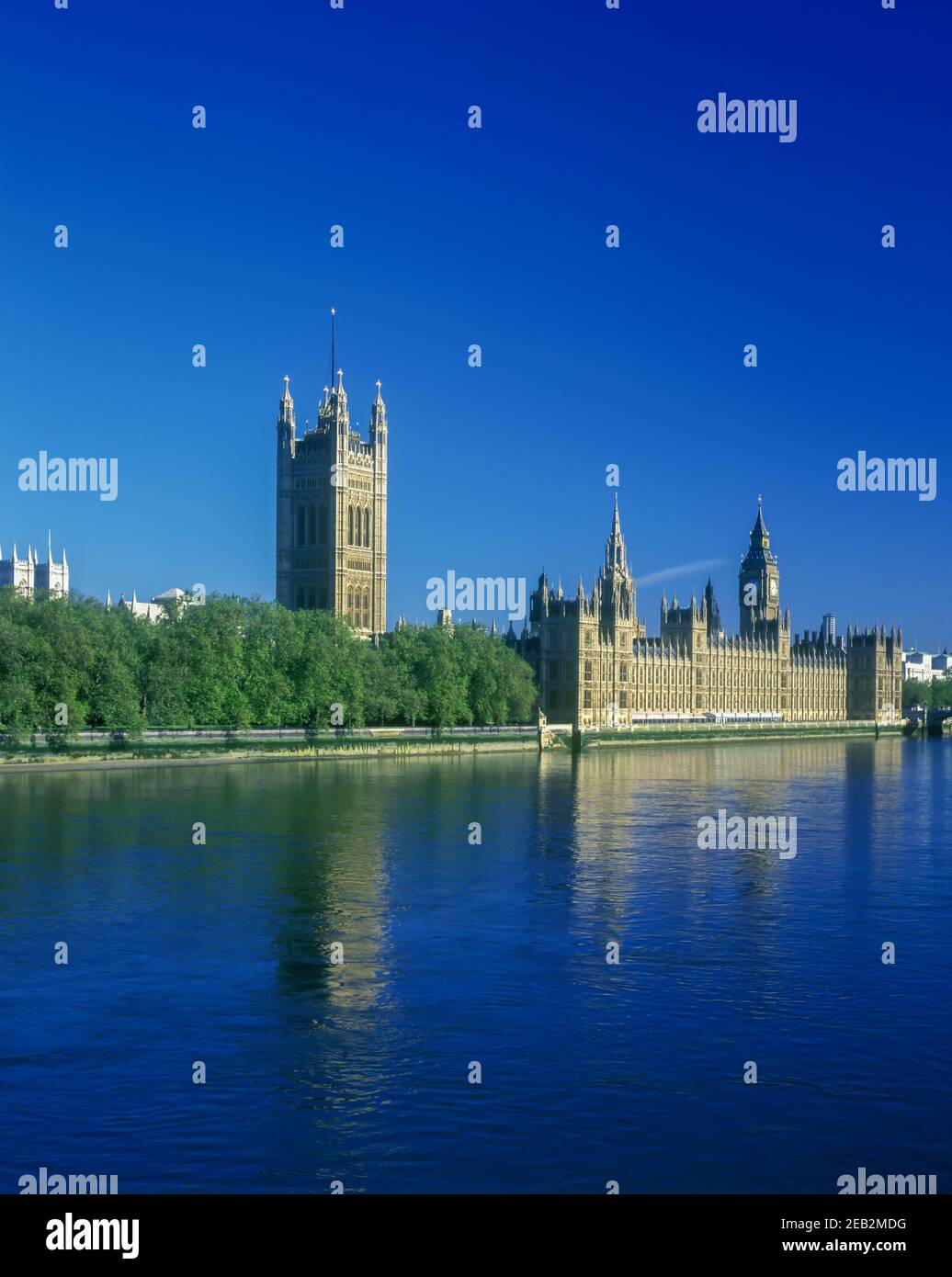 1990s london skyline hi-res stock photography and images - Alamy