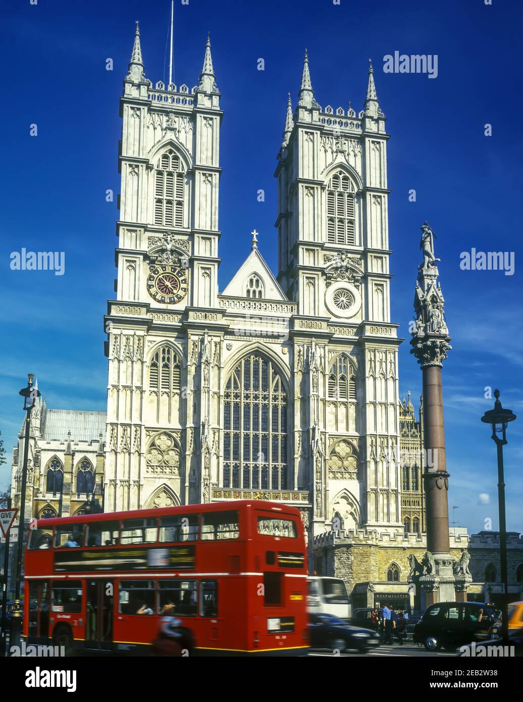 2000 HISTORICAL RED LONDON DOUBLE DECKER BUS WEST FRONT WESTMINSTER ...