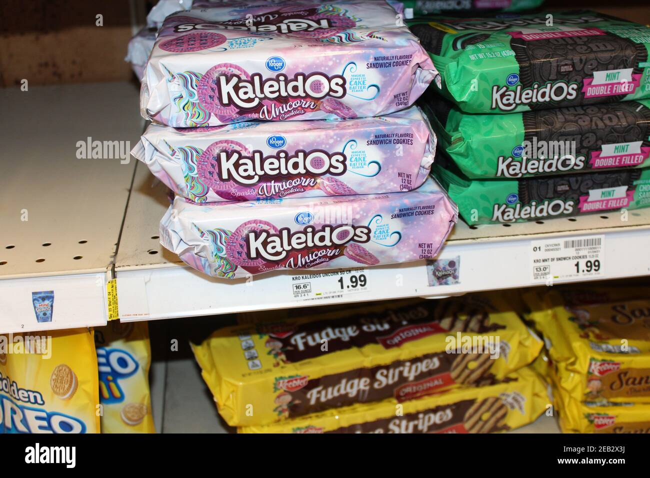 Grocery store cookies hi-res stock photography and images - Alamy