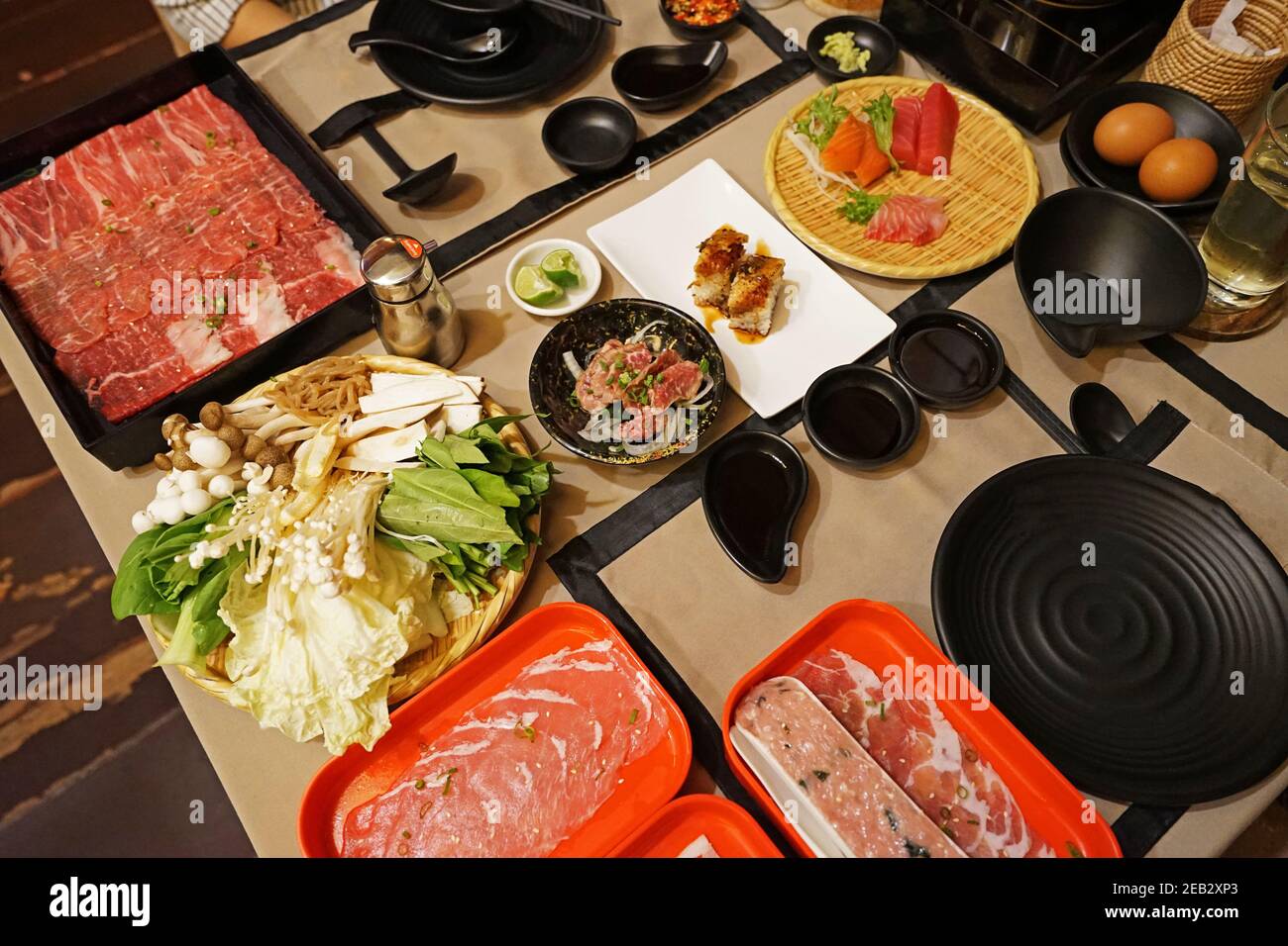 Wagyu beef sashimi hi-res stock photography and images - Alamy